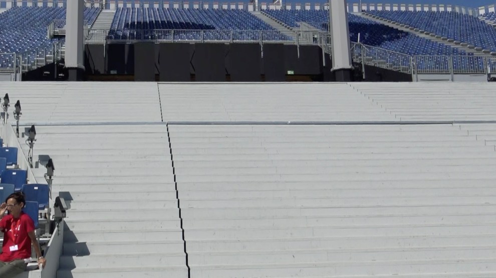 Arena technology – raising stairways